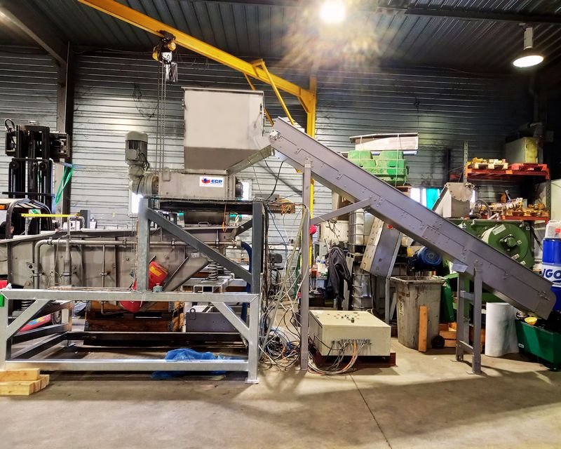 Ligne broyage agroalimentaire, broyage brique Tetrapak industrie laitière
